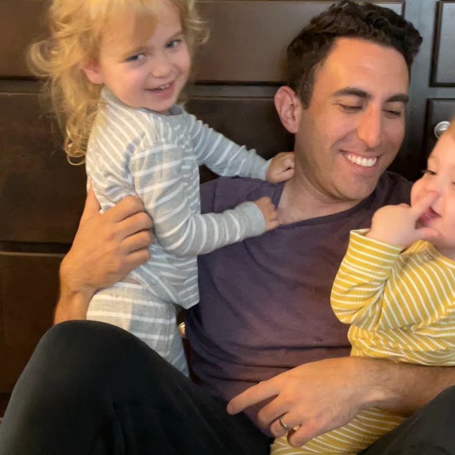 Evan Schreiber Returns To KATU News Room – QZVX Broadcast History ...